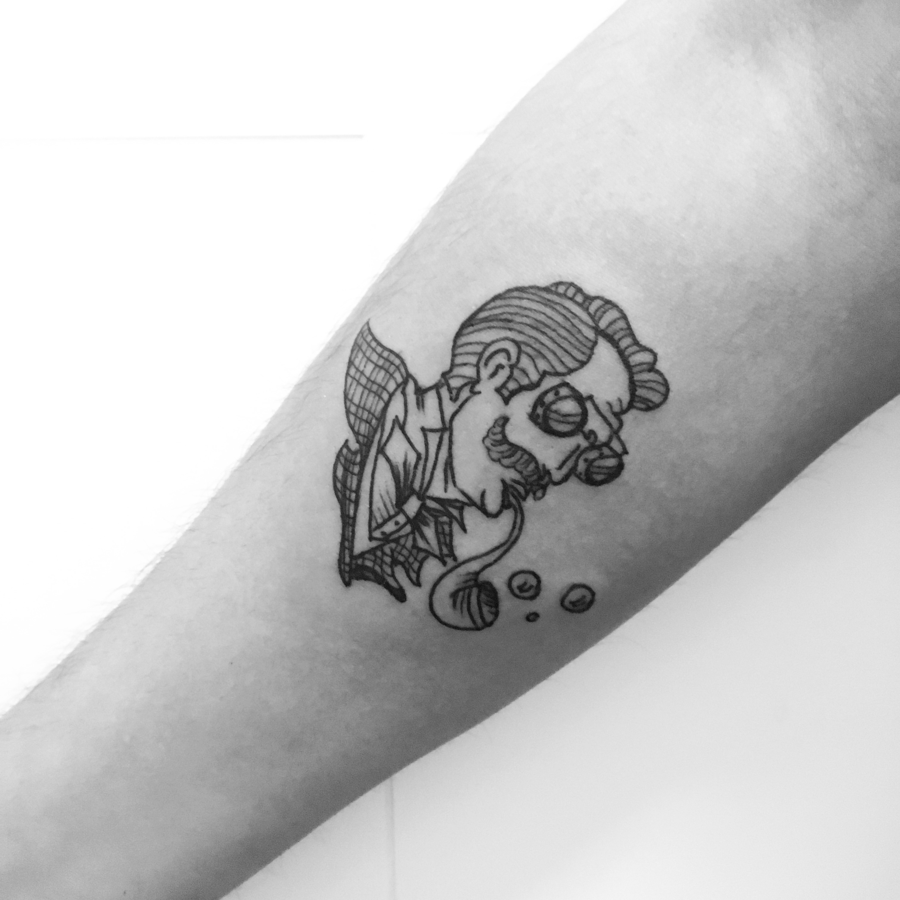 Dude with pipe tattoo! | veratattoos